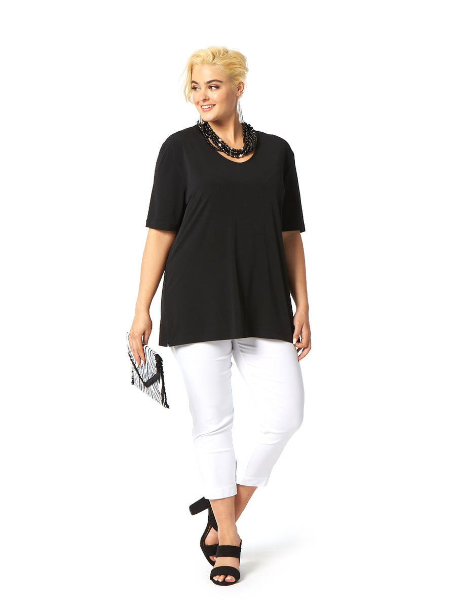 CLASSIC VEE NECK TEE – My Size
